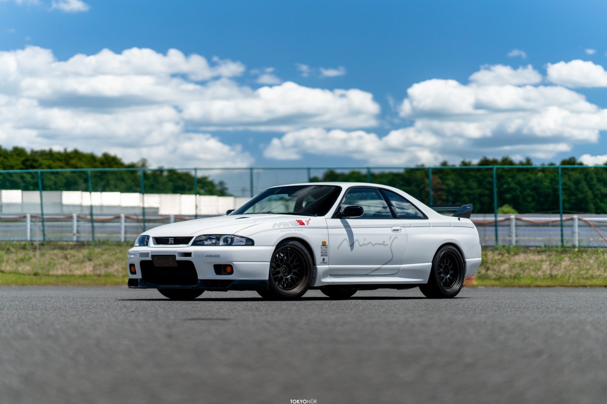 Built By Legends // Mine’s R33 Skyline GT-R